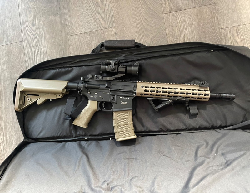 ASG M15 (M4 Based) Full Metal inclusief Accessoires. - Airsoft Bazaar