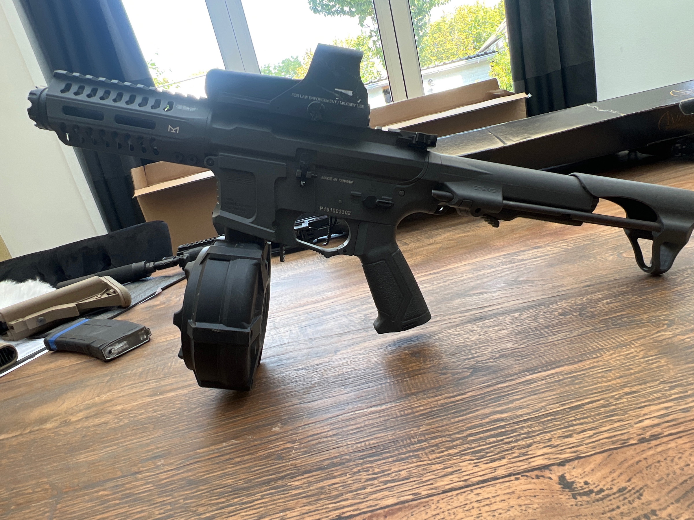 Arp 9 met drum magazijn - Airsoft Bazaar